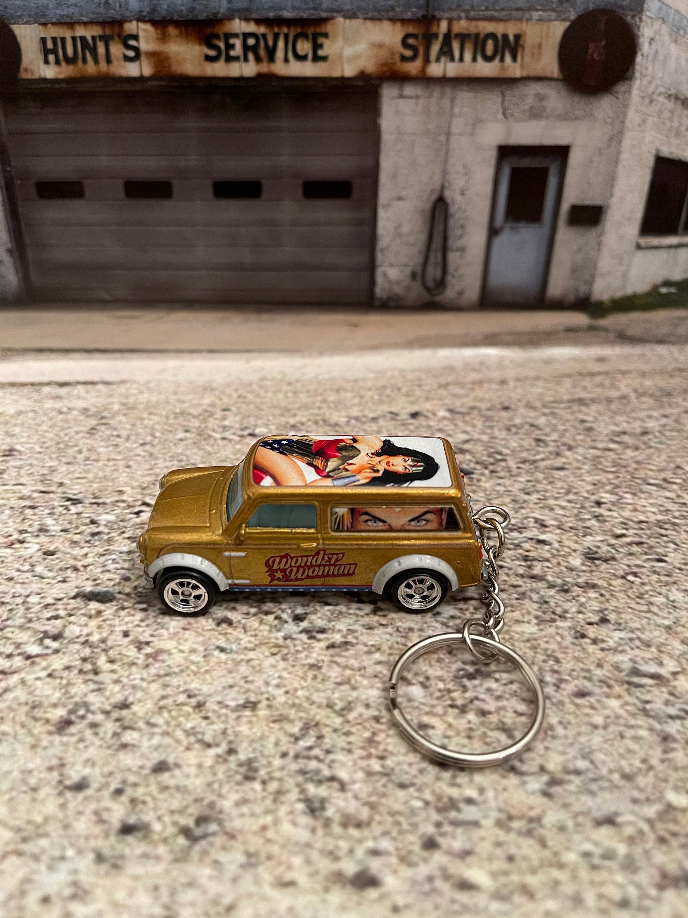Mini Cooper Key Chain, Wonder Woman Austin Mini Clubman Van Diecast Car ...