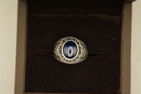 Vintage Mercy College Class Ring - Sterling Silver wi… - Gem