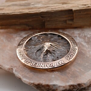 Bronze Mount Rainier Custom Benchmark | Customizable 3D Topographic ...