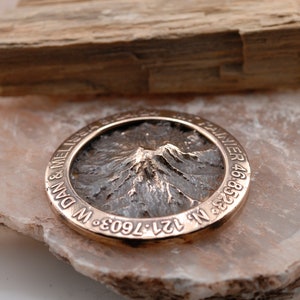 Bronze Mount Rainier Custom Benchmark | Customizable 3D Topographic ...