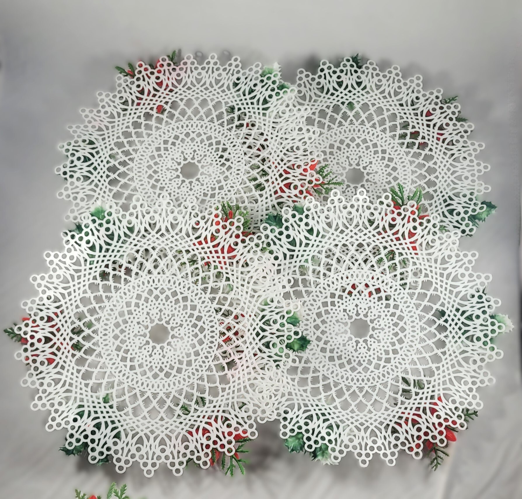 Kitschy Vintage Set of 4 MCM 8 Plastic Doilies With Poinsettia and ...