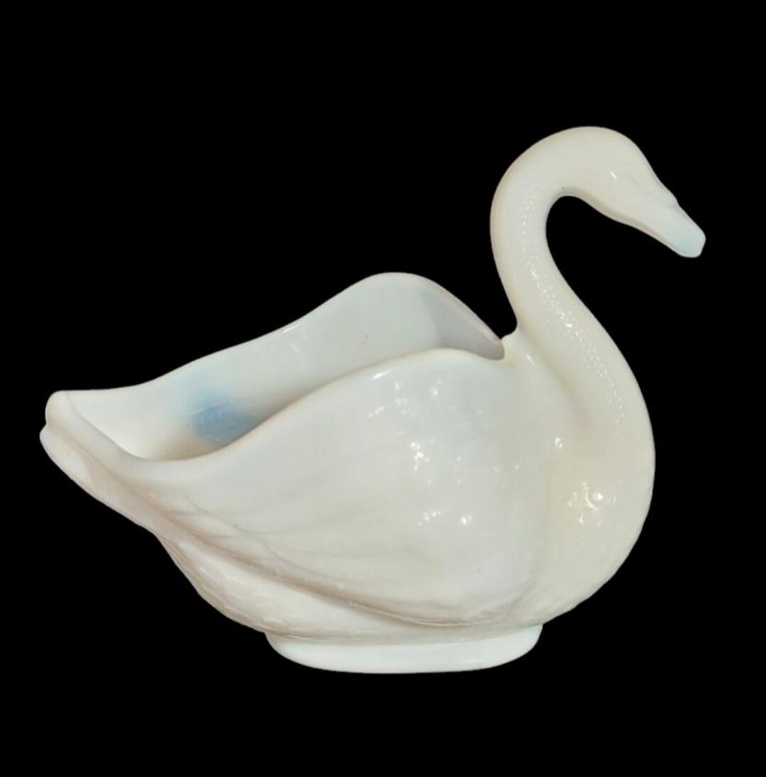 Imperial Milk Glass Swan Dish – Whimsical Candy, Nut, or Potpourri Bowl ...
