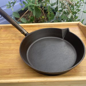 RARE Swain 1800s British Cast Iron 7 Pan in Amazing Condition - Etsy
