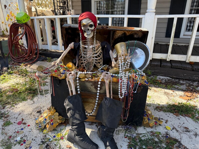 Pirate Skeleton With Treasure Chest—full Size Prop Made With Actual ...