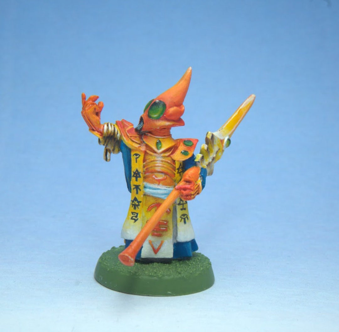 Warhammer 40k Proxy - Retro Style Eldar Farseer, Handsculpted and ...