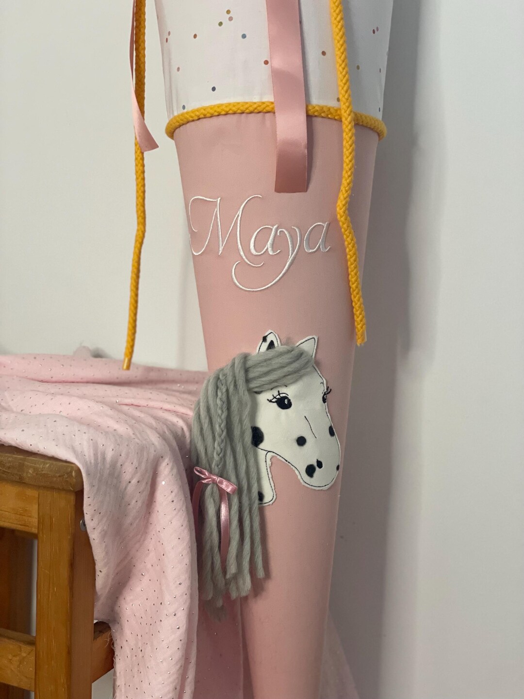 School Cone 70 Cm Horse Dots Pink Stepbystep Ergobag Horses Sibling ...