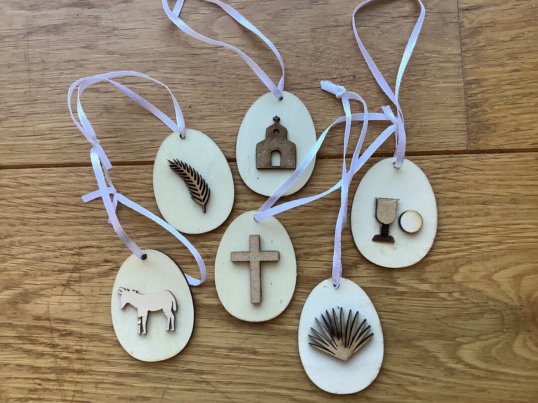 6 Hanging Easter Decorations Natural Wood, Holy Week, Traditional Easter, Handmade Easter ...