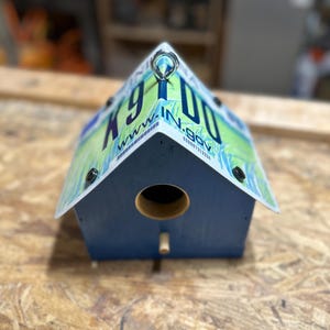 Hanging License Plate Birdhouse - Etsy