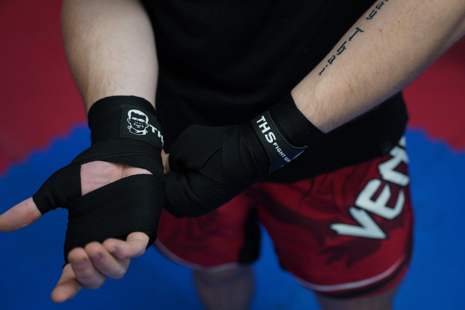THS Fight Gear Hand Wraps 4.5m Inner Gloves Bandages Boxing Muay Thai ...