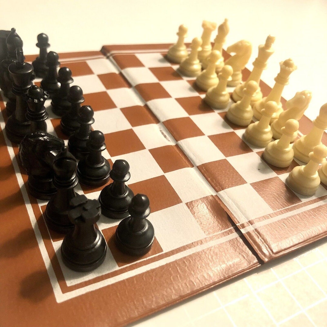 Vintage Backgammon Chess & Checkers Mini Travel Magnetic Carrying ...