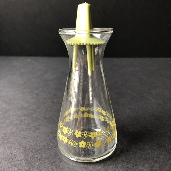 Pyrex Salt and Pepper Shakers - Etsy