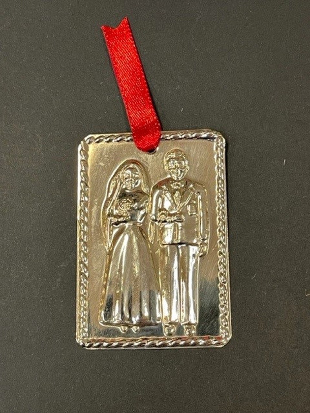 Over-sized Milagro Good Luck Token for Traditional Bride Groom Wedding ...