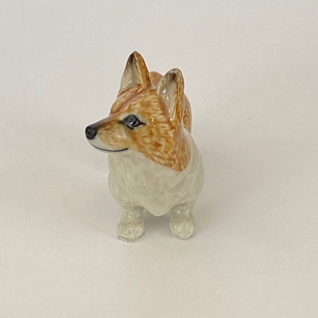 Hand-painted Miniature Pembroke Welsh Corgi Dog Porcelain Figurine ...