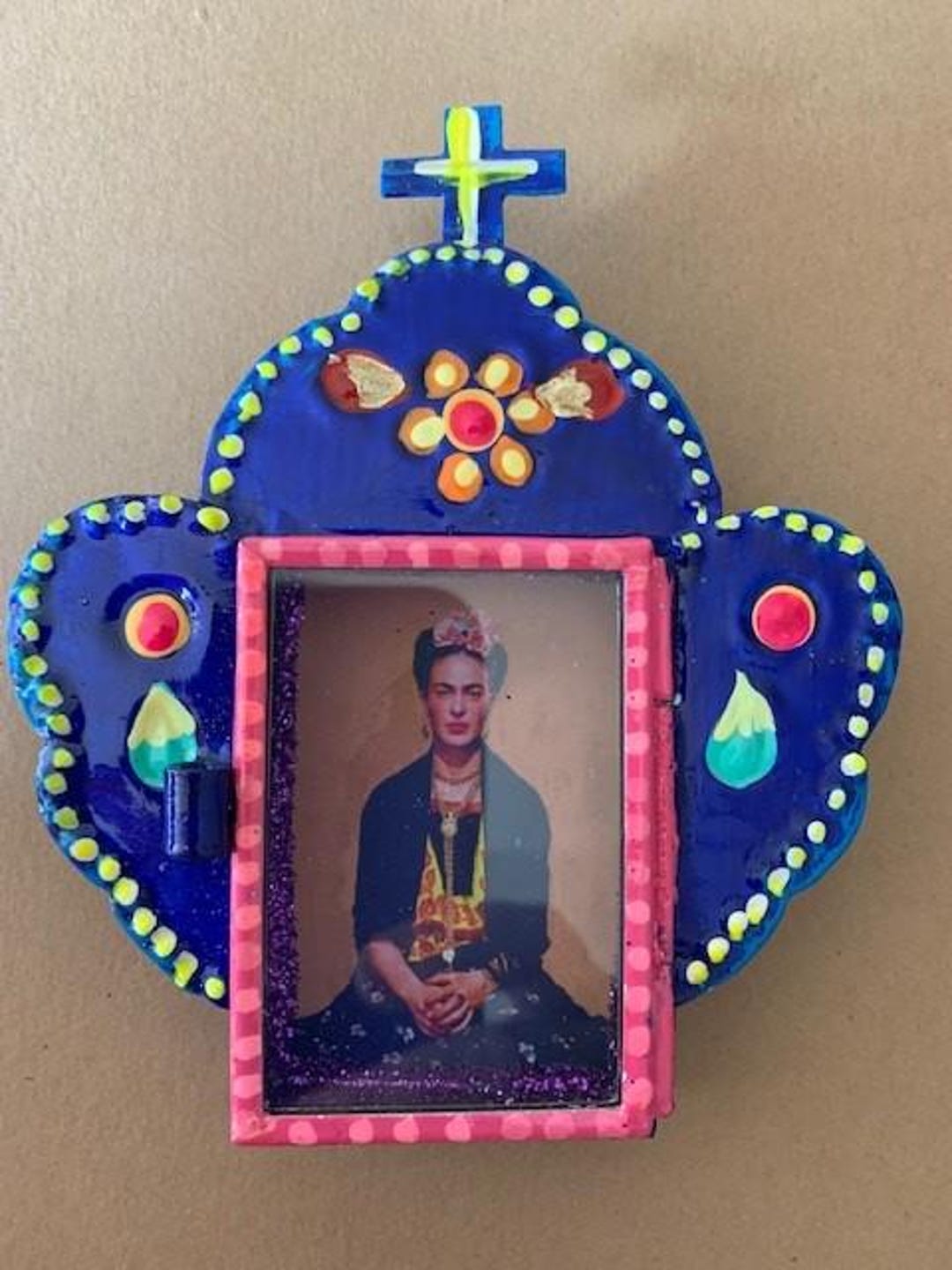 Hand-crafted/painted Tin Nicho With Frida Kahlo 24537 - Etsy