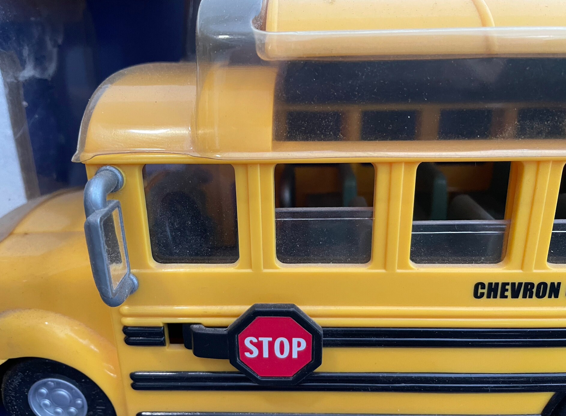 2001 the Chevron Cars | Sally School Bus | Techron | Collectible ...