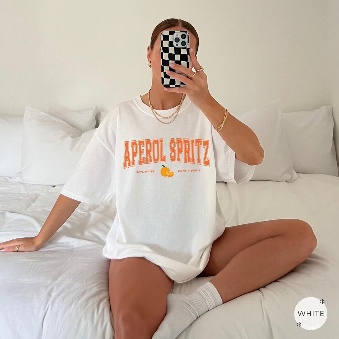 Aperol Spritz Shirt, Italian Cocktail Graphic T-shirt, Spritz Lover ...