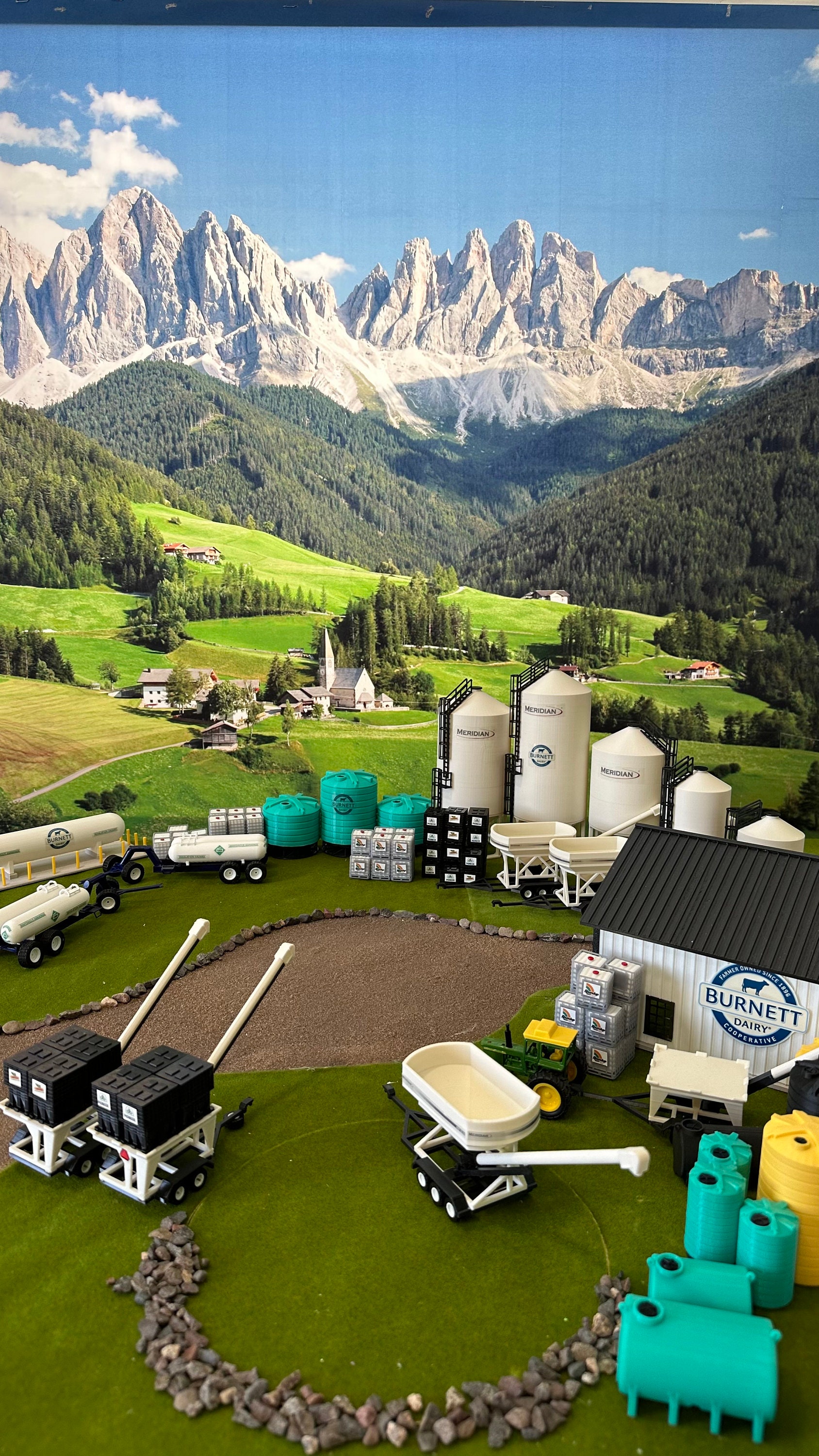 Meridian 4 Seed Tote Trailer 1/64 Scale Model - Etsy