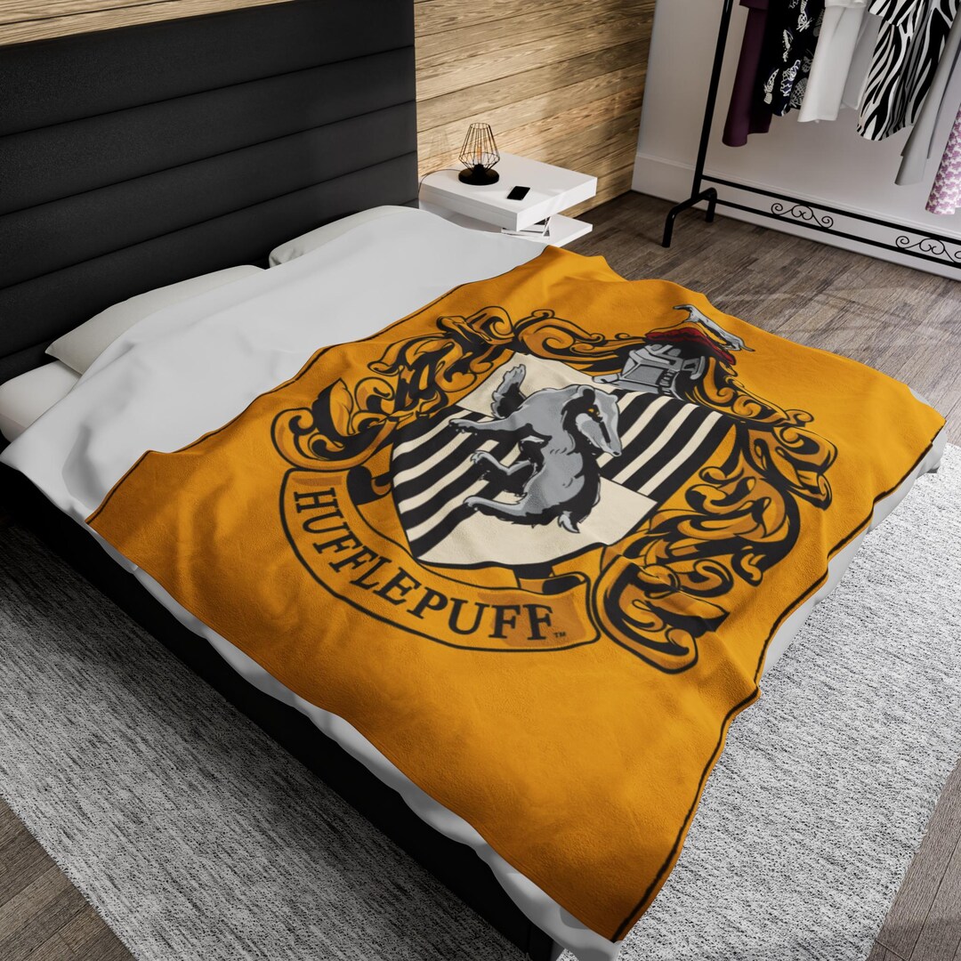 Harry Potter Hufflepuff Blanket, Hogwarts Decor, Cozy Throw, Movie Fan ...