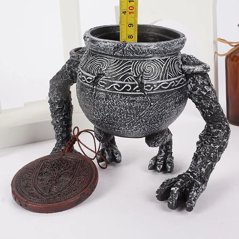 Alexander Pot Boy Figures Plant Holder Game Model Jar Ranny Dark Souls ...