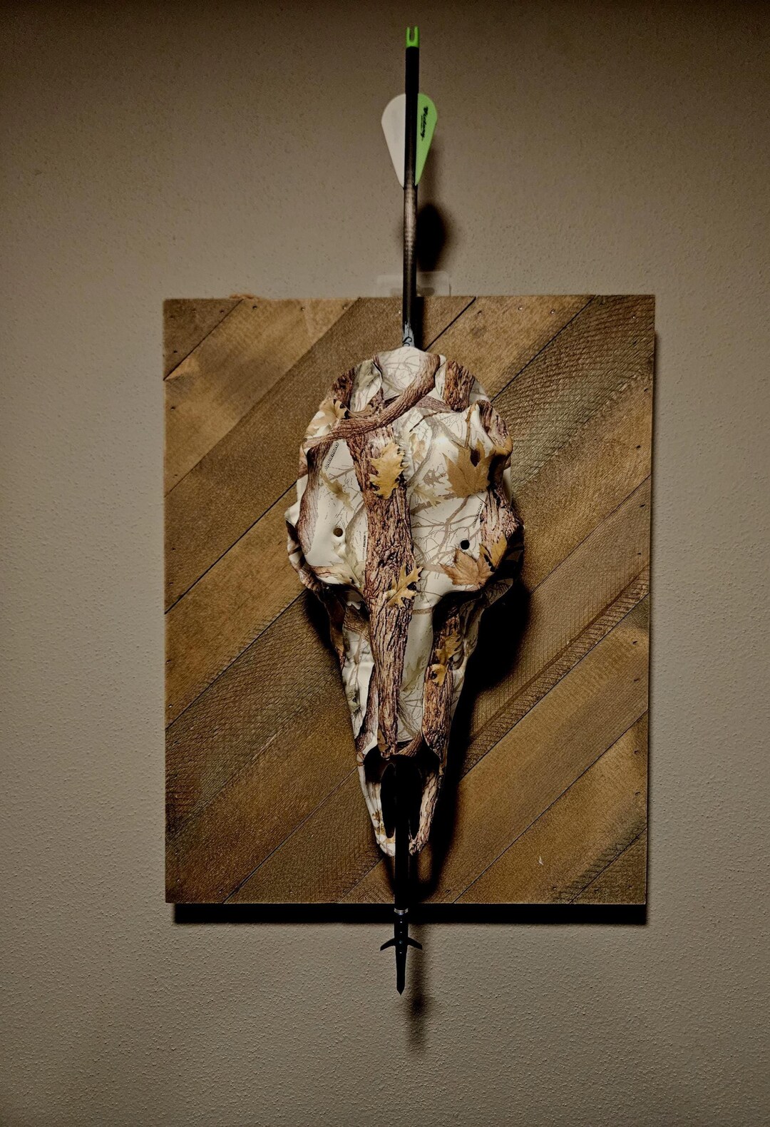 Sturdy Rustic Deer Skull - Replica Taxidermy - Perfect for Farm Homes ...