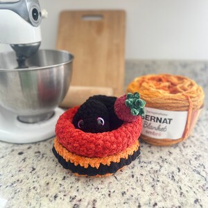 Cake Snake Crochet Pattern Low Sew Crochet Pattern Amigurmi Cute Animal ...