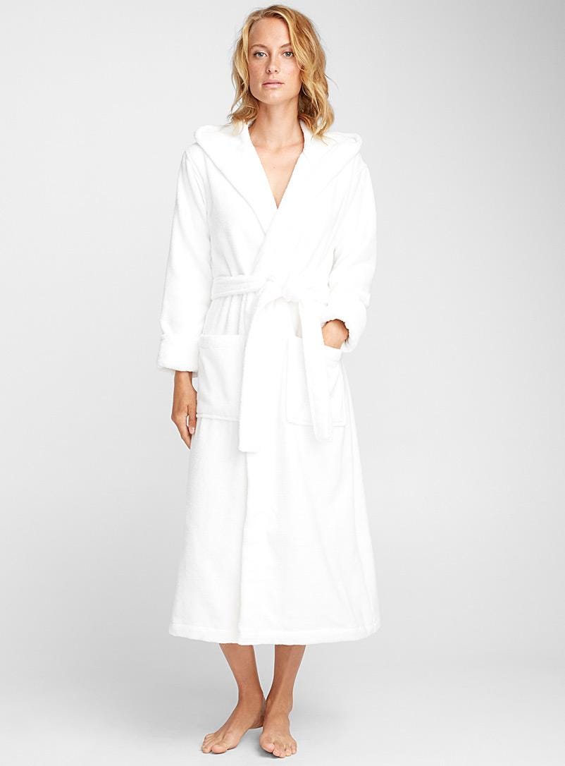 Women's Hooded Bathrobe Sewing Pattern | Long Robe With Belt & Pockets ...