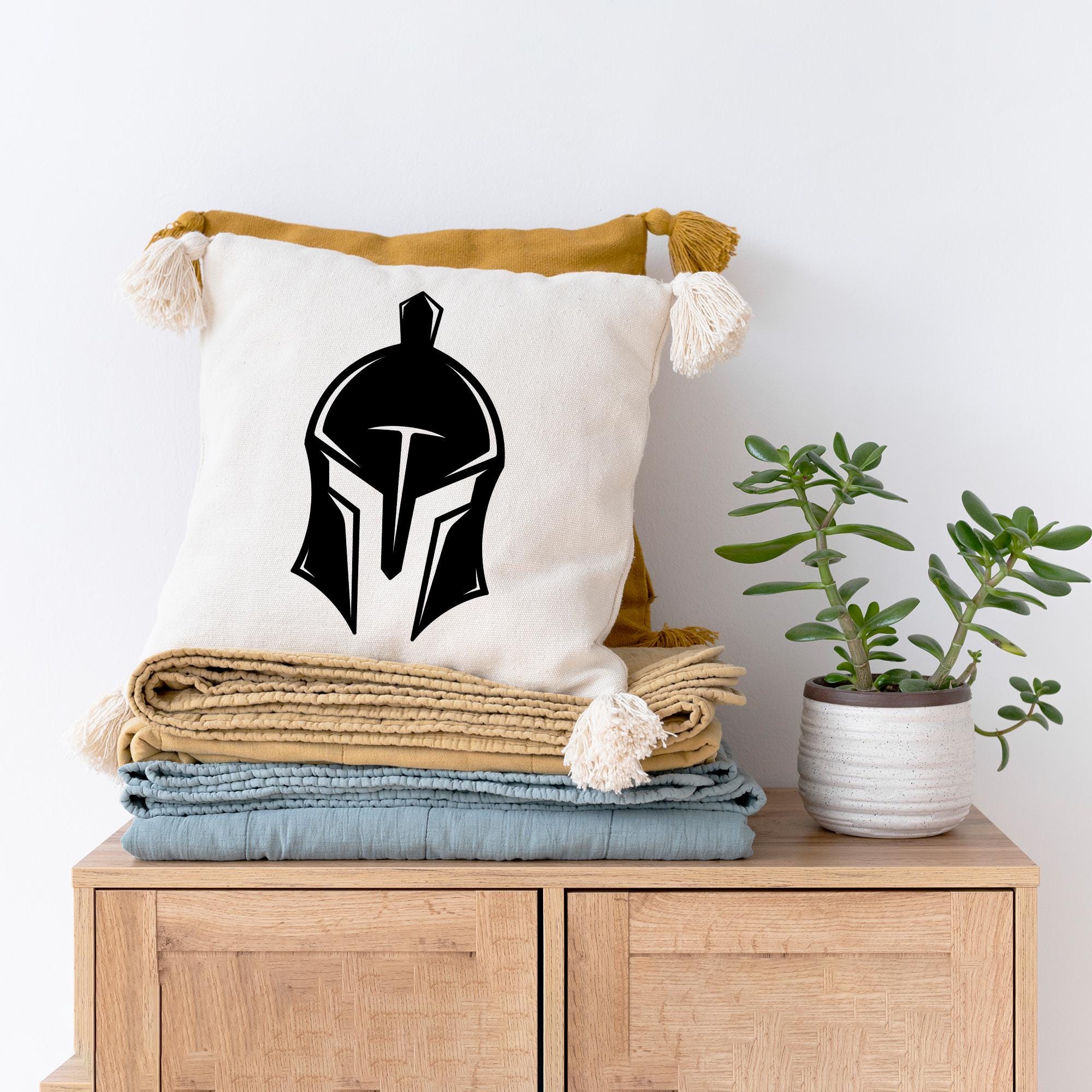 Spartan Helmet With Plume Png, Spartan Silhouette, Commercial Use ...