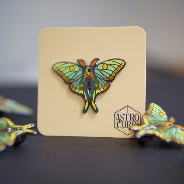 Luna Moth Pin - Etsy