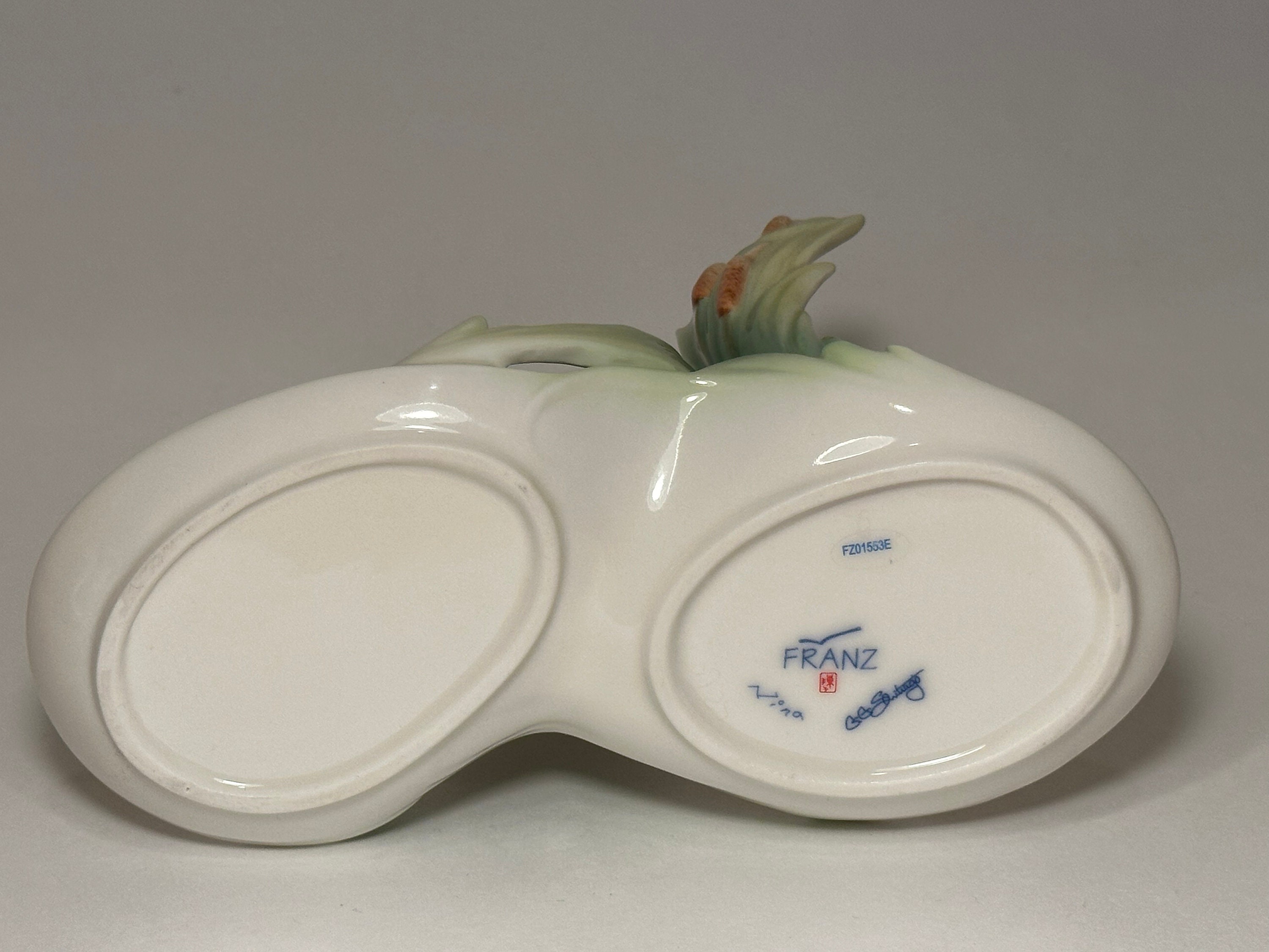 FRANZ Collection Swan Lake Salt and Pepper Set - Etsy