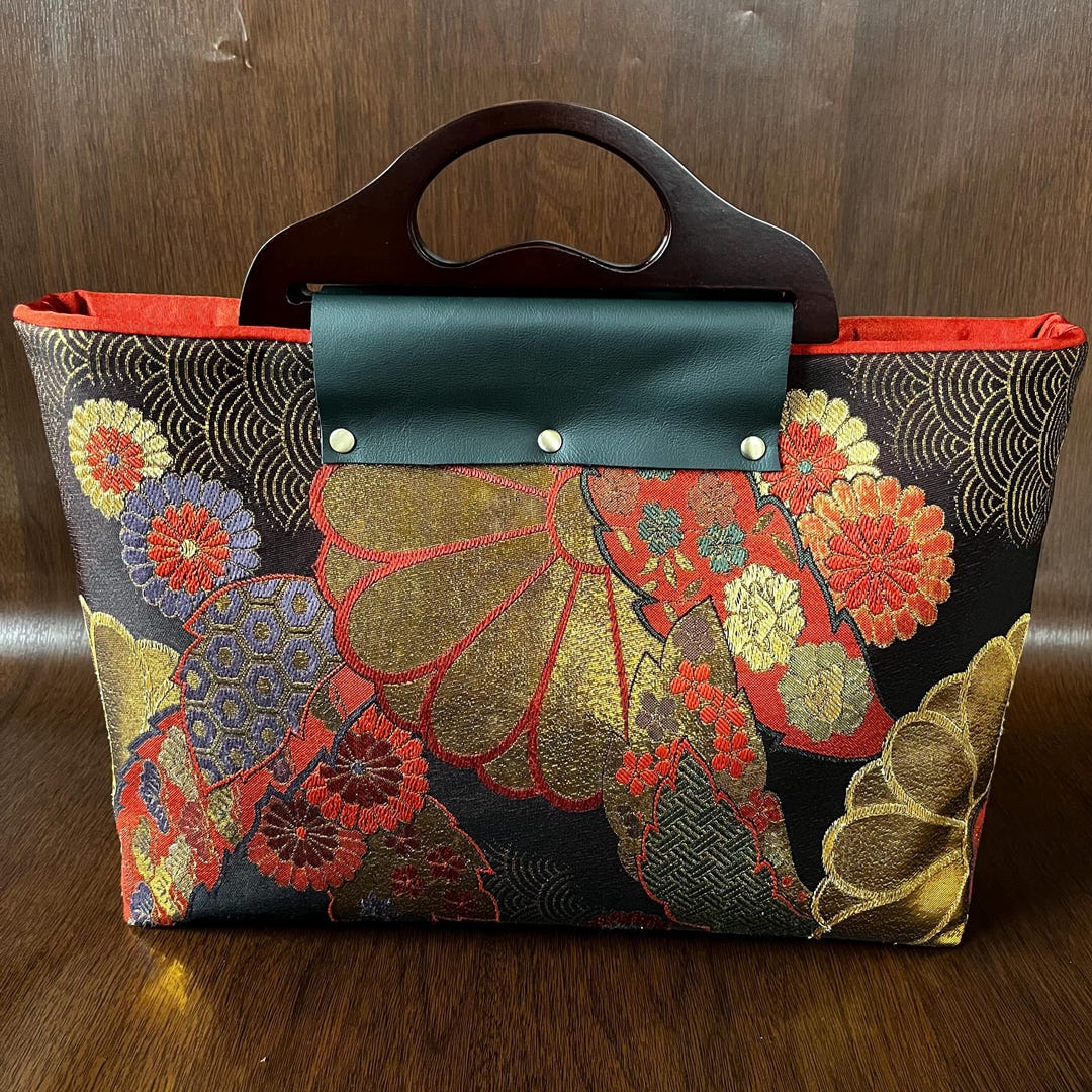 Japanese Obi Tote Bag, Obi Bag, Japanese fabric, wooden handle, A4-compatible tote - Etsy 日本