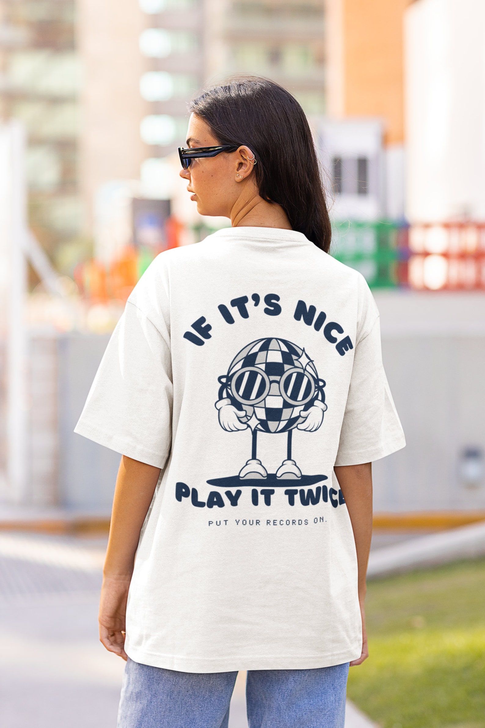 Groovy Disco Shirt, 80s Aesthetic Graphic Retro Tee, Trendy 70s Tumblr ...