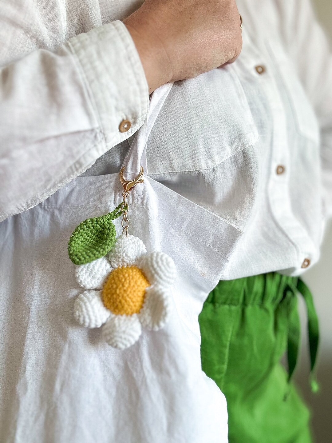 Daisy Bag Charm, Adorable Floral Keychain, Handmade Flower Key Ring - Etsy