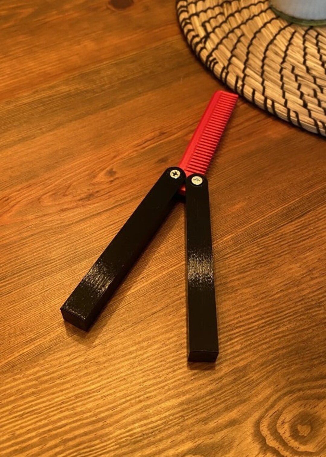 RED and BLACK Butterfly Shaking Motion Comb - Etsy