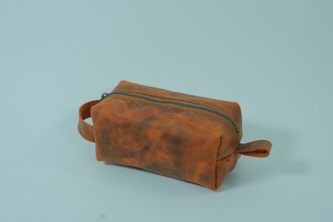 Handmade Leather Doppkit, Hand Stitched, Toiletry Bag for Men, Travel ...