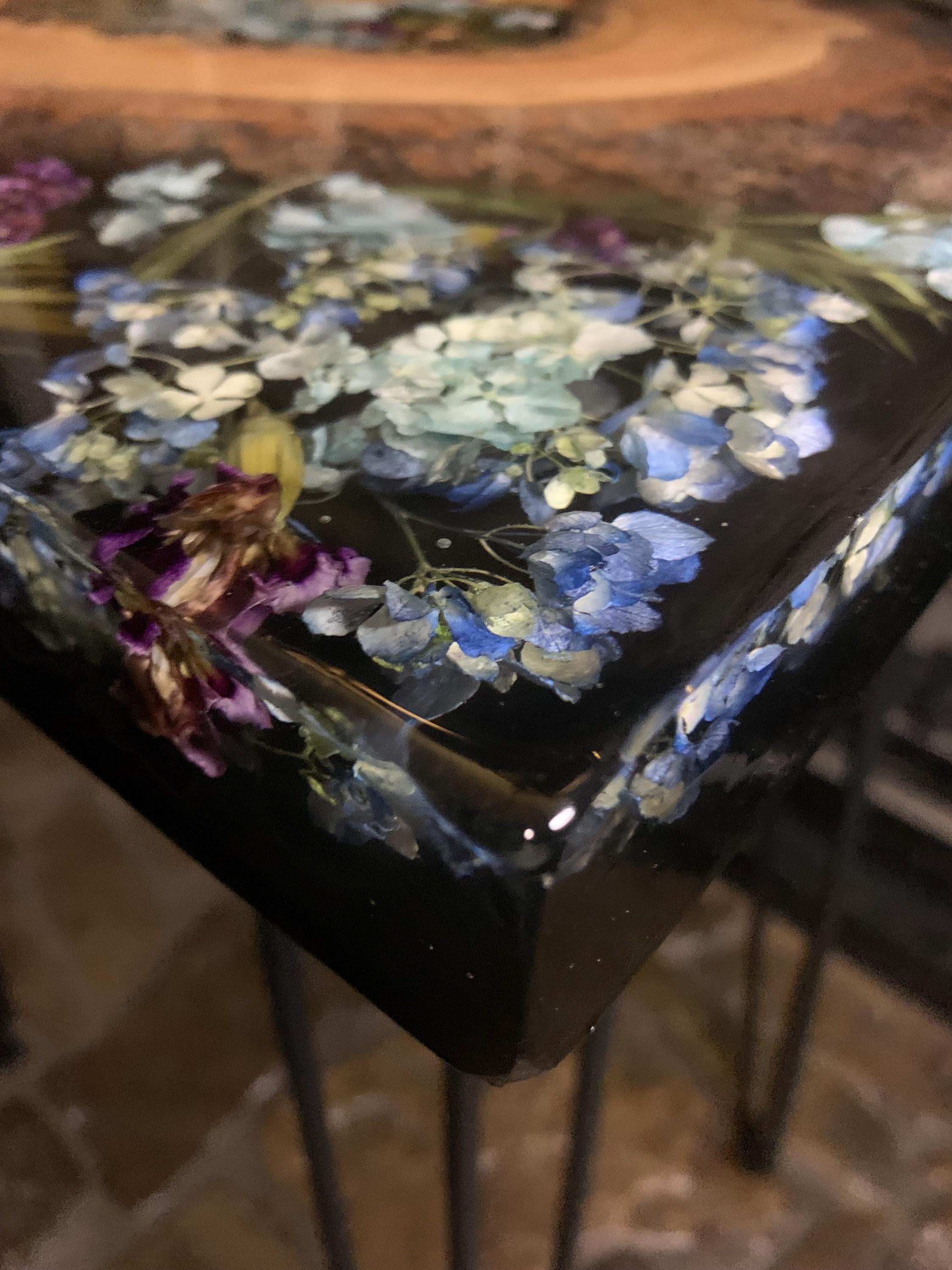 Resin Table With Wood and Preserved Flowers. Handmade Resin Tabletop ...
