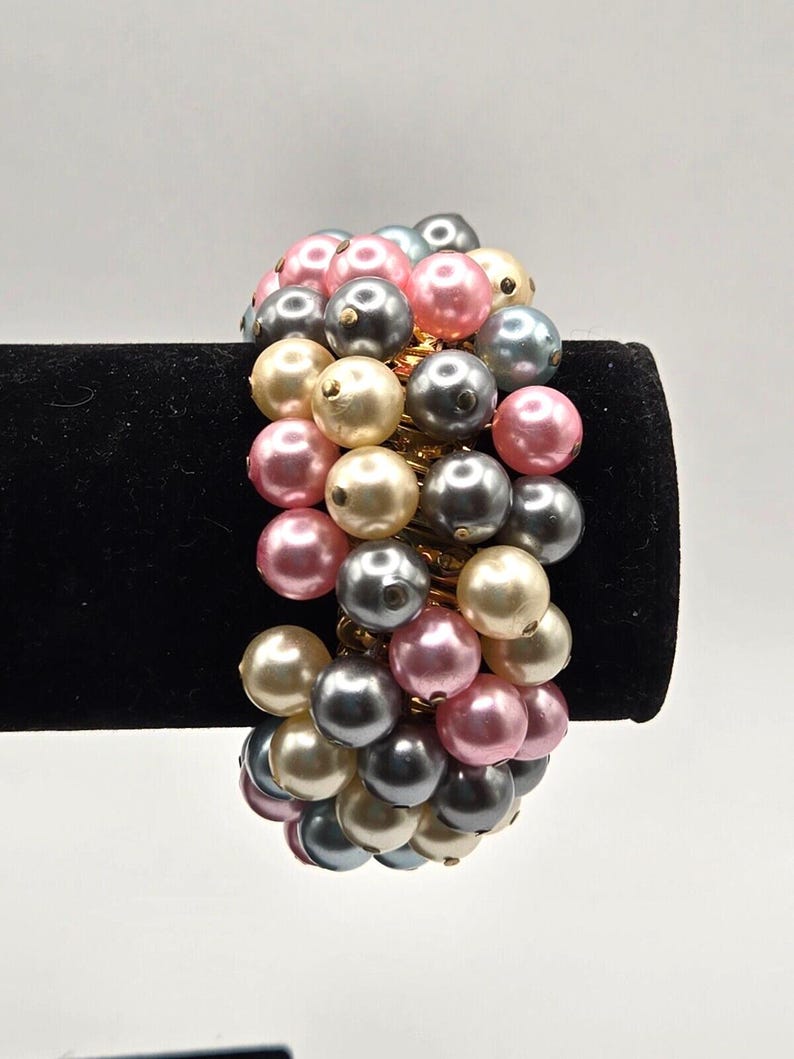 VTG Mid Century Cha Cha Bracelet 1950s Empire Made Expansion Faux Pearl ...