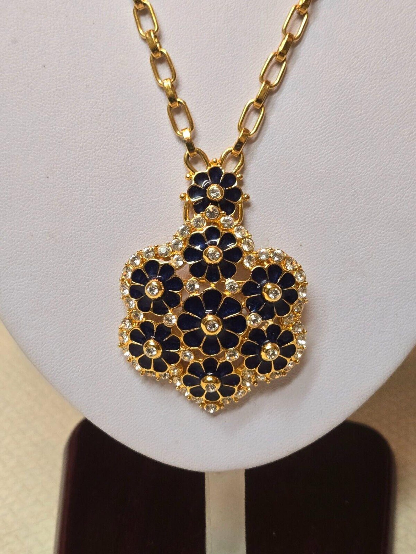 JBK JACQUELINE KENNEDY Grand Tour Necklace Signed on Pendant/pin and ...