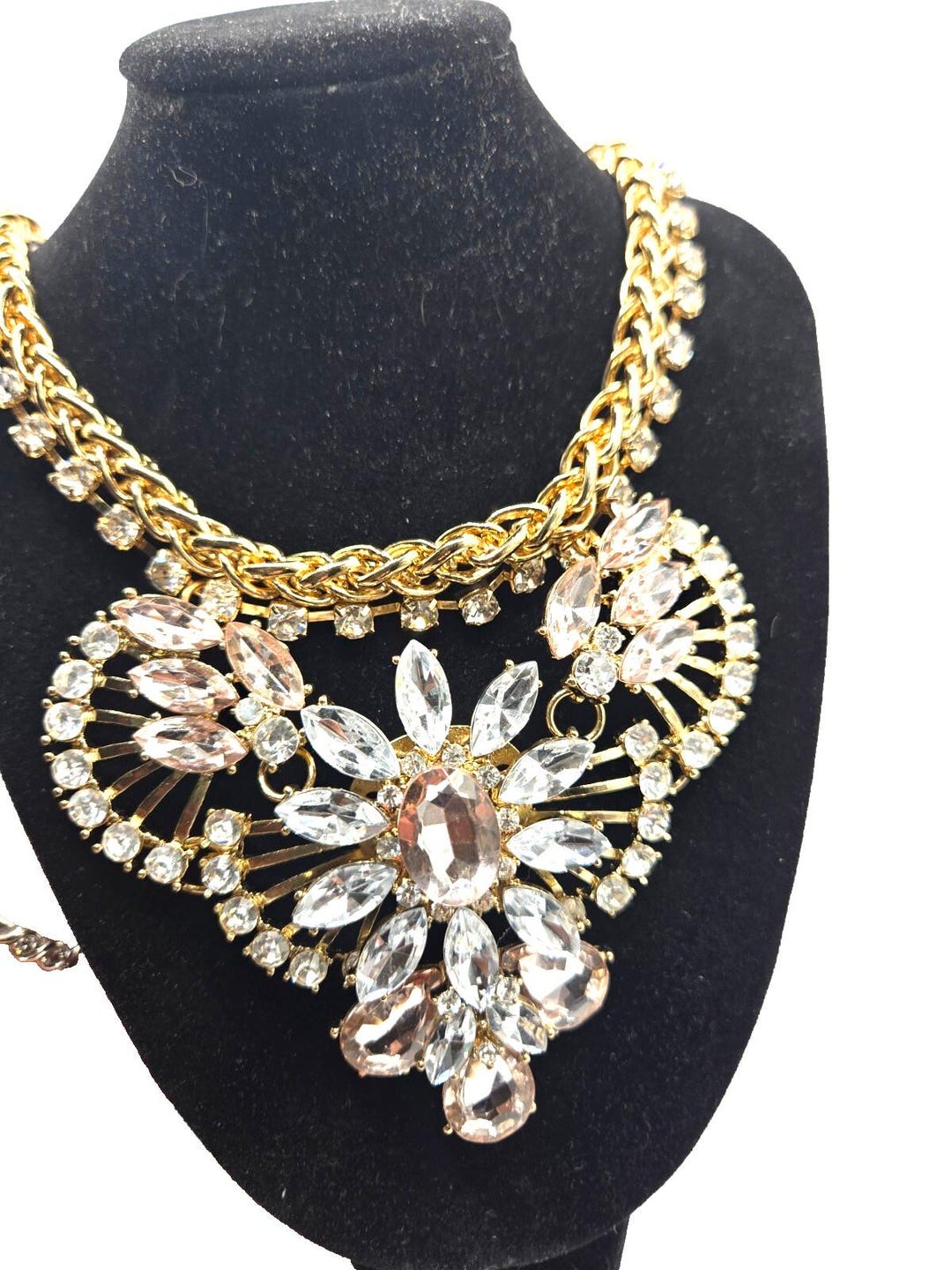 Chunky Well Made Vintage Runway Rhinestone Gold Tone Necklace Clear ...
