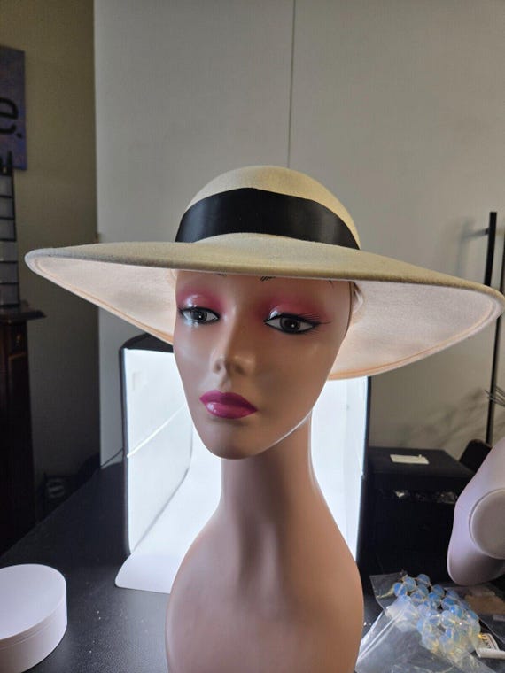 Vintage Shibui Ivory Color Wide Brim Felt Derby Hat w… - Gem