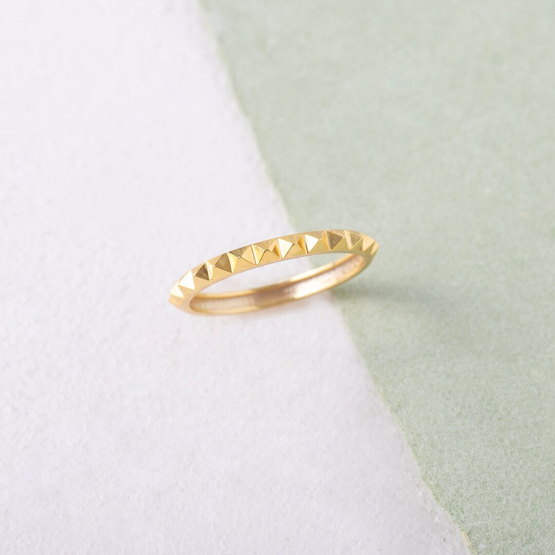 14k Gold Pyramid Eternity Ring, Pyramid Stud Ring, Pyramid Stacking ...