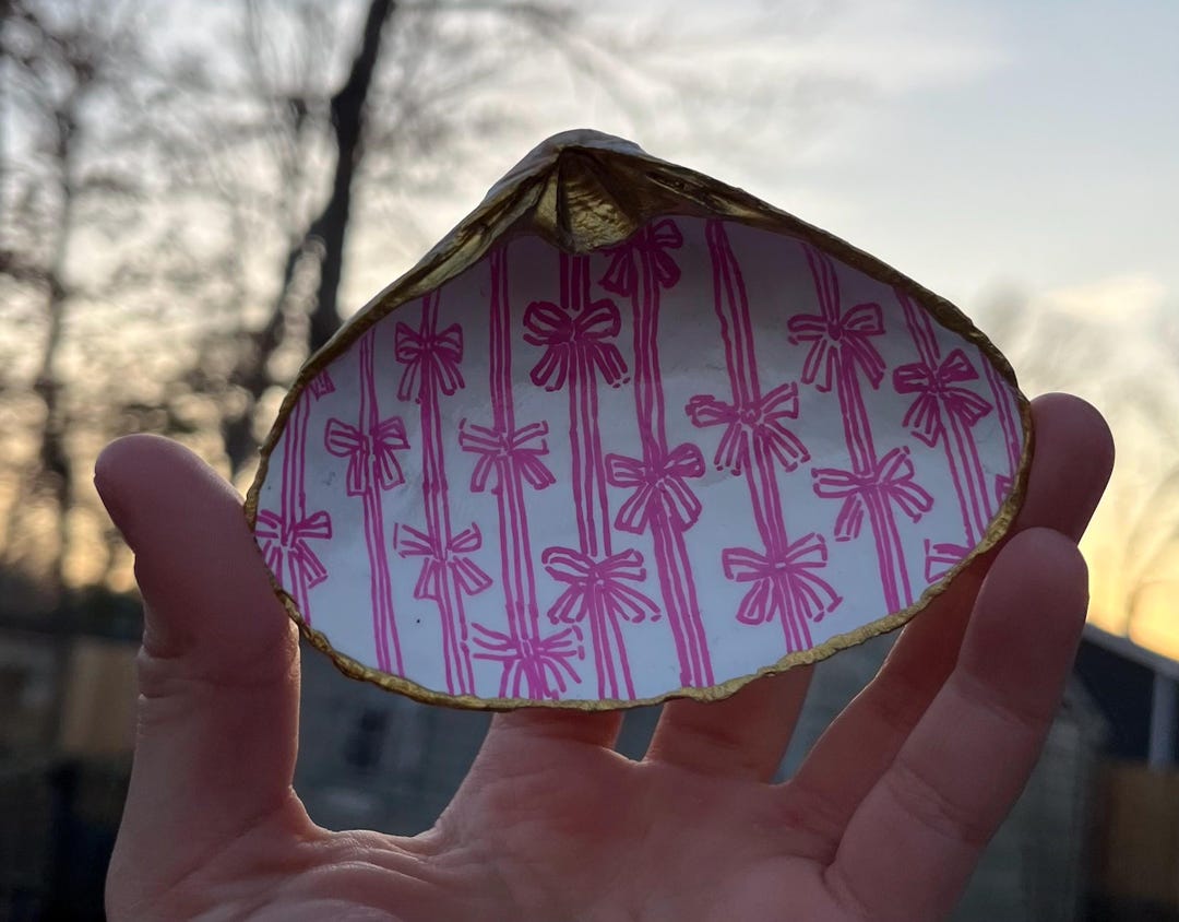 Hand Painted Pink Bow Shell - Etsy
