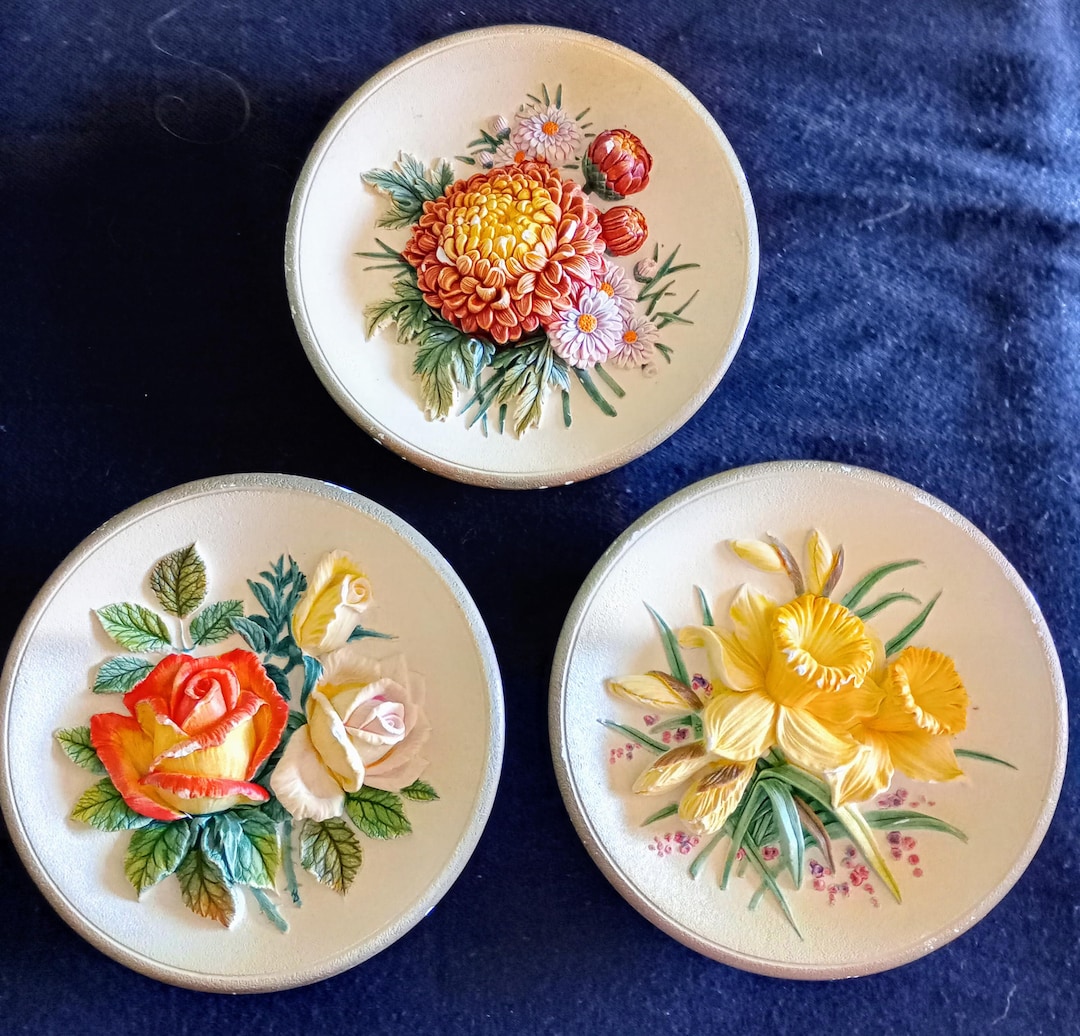 Set of 3 Bossons Flower Chalkware Plates for Wall Display Circa 1958 - Etsy