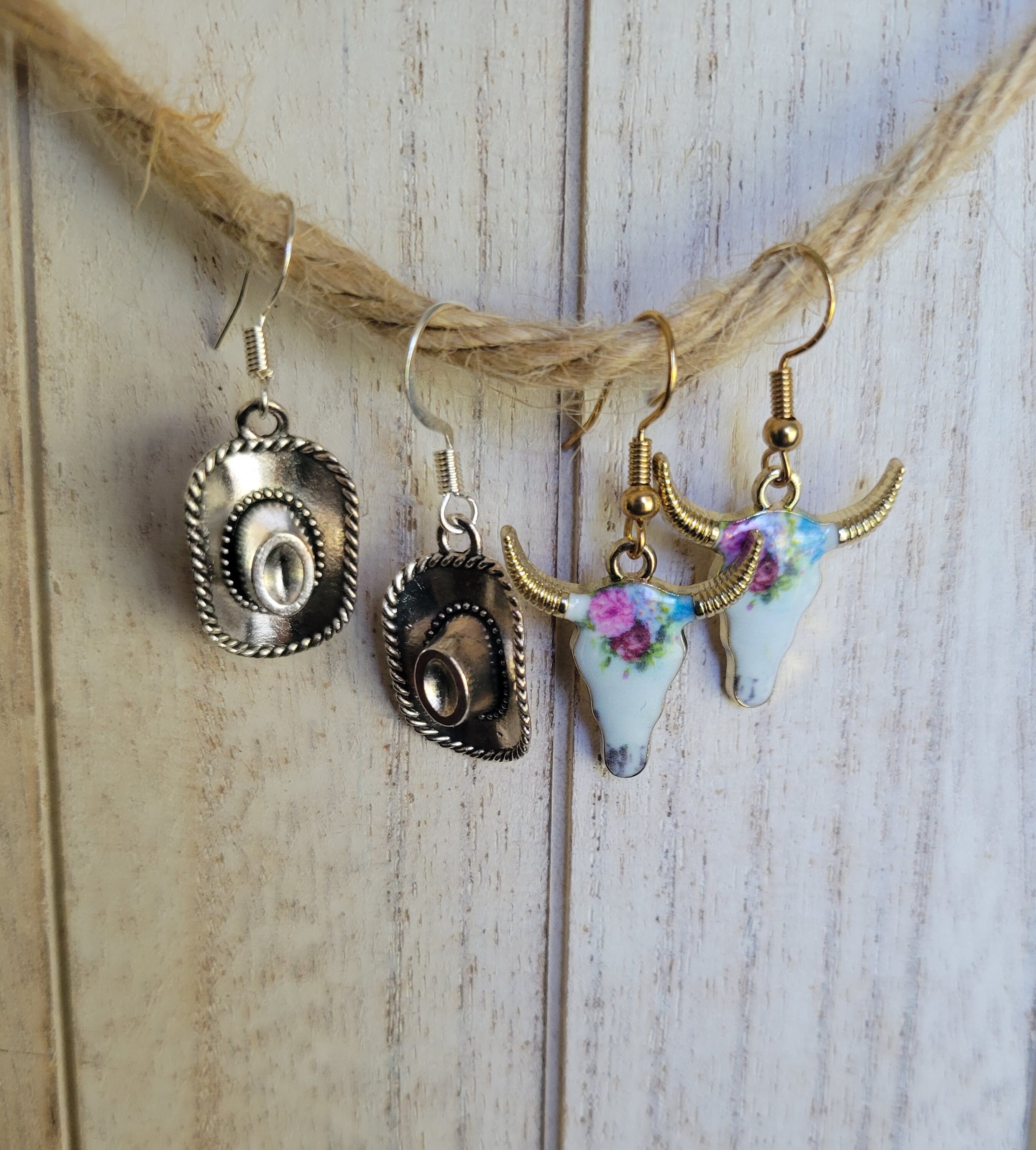 2 Pair Western Rodeo Earrings - Etsy