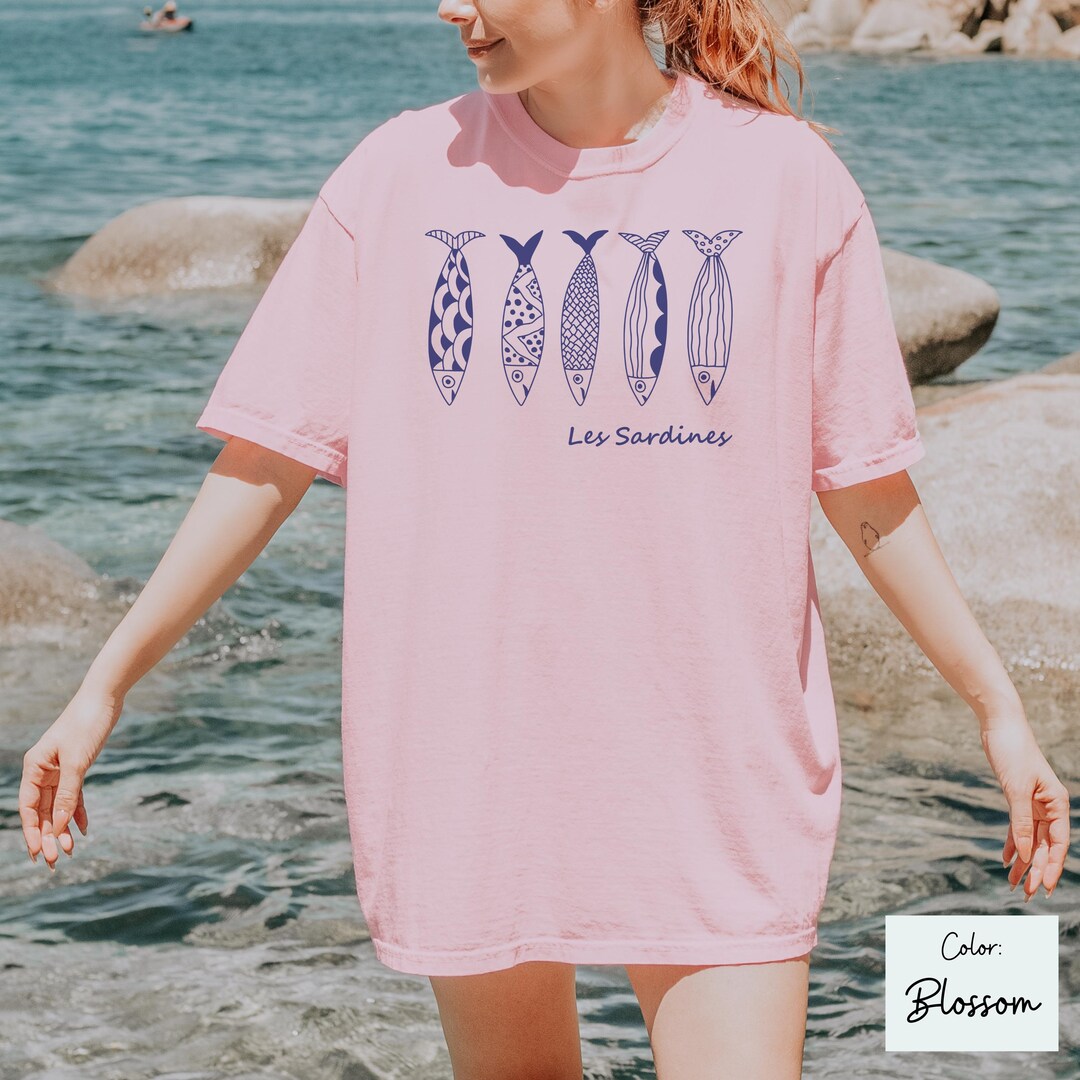 Les Sardines Comfort Colors Tee: Vintage Sardine Tin Graphic T-shirt - Etsy