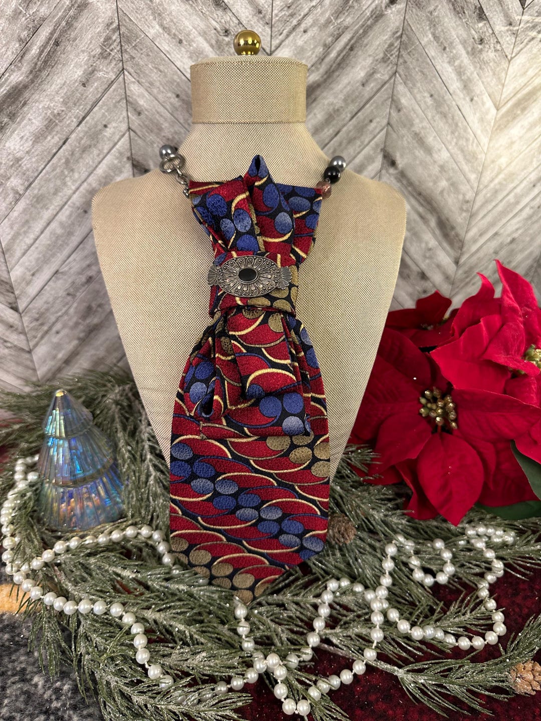 Repurposed Necktie Necklace: Circular Pattern, Vintage Enamel Brooch - Etsy