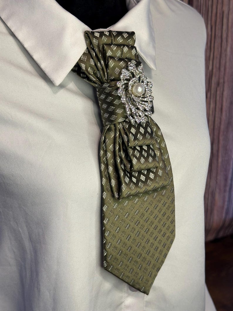 Elegantly Repurposed Green Diamond Patterned Necktie With Beautiful ...
