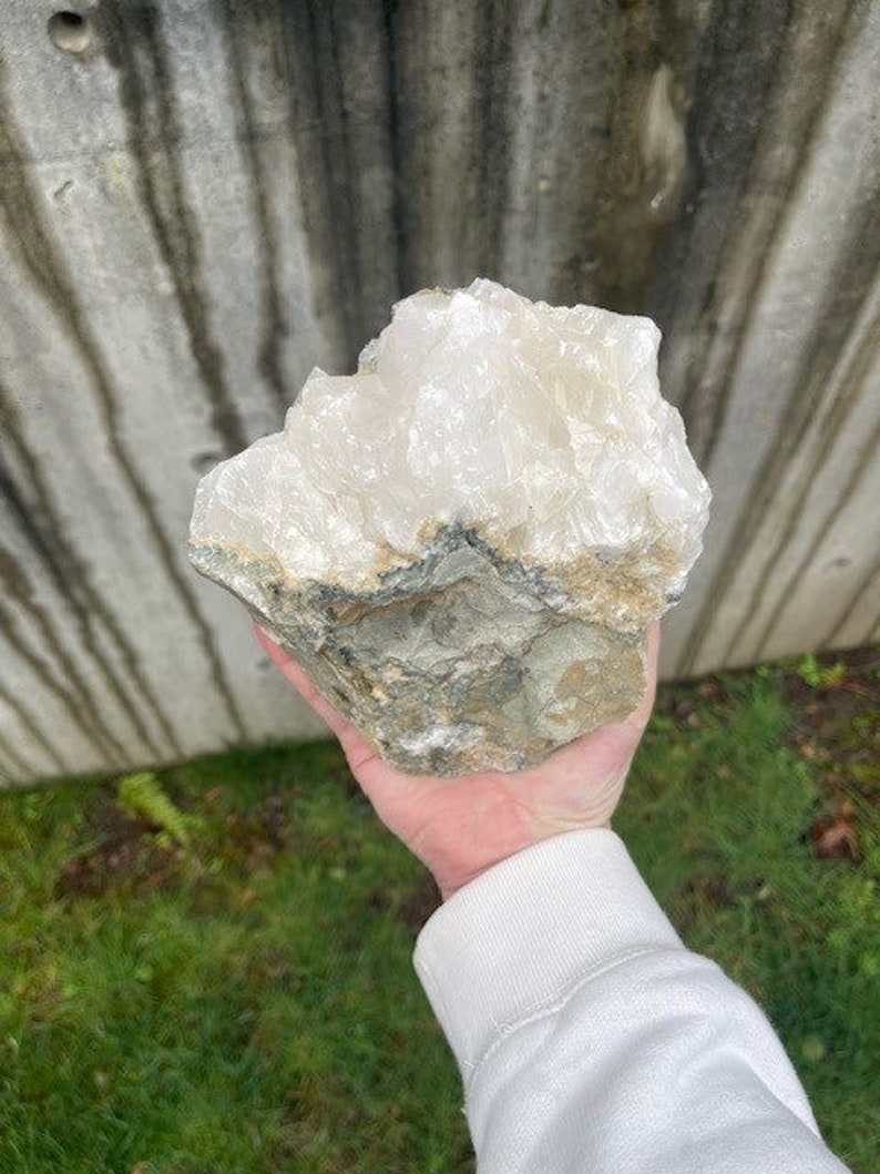 Flat Calcite Vein Clustered Veining Home Decor Gift - Etsy