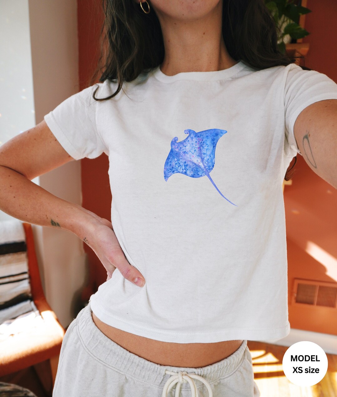 Manta Ray Graphic Baby Tee: 90s Retro Style - Etsy
