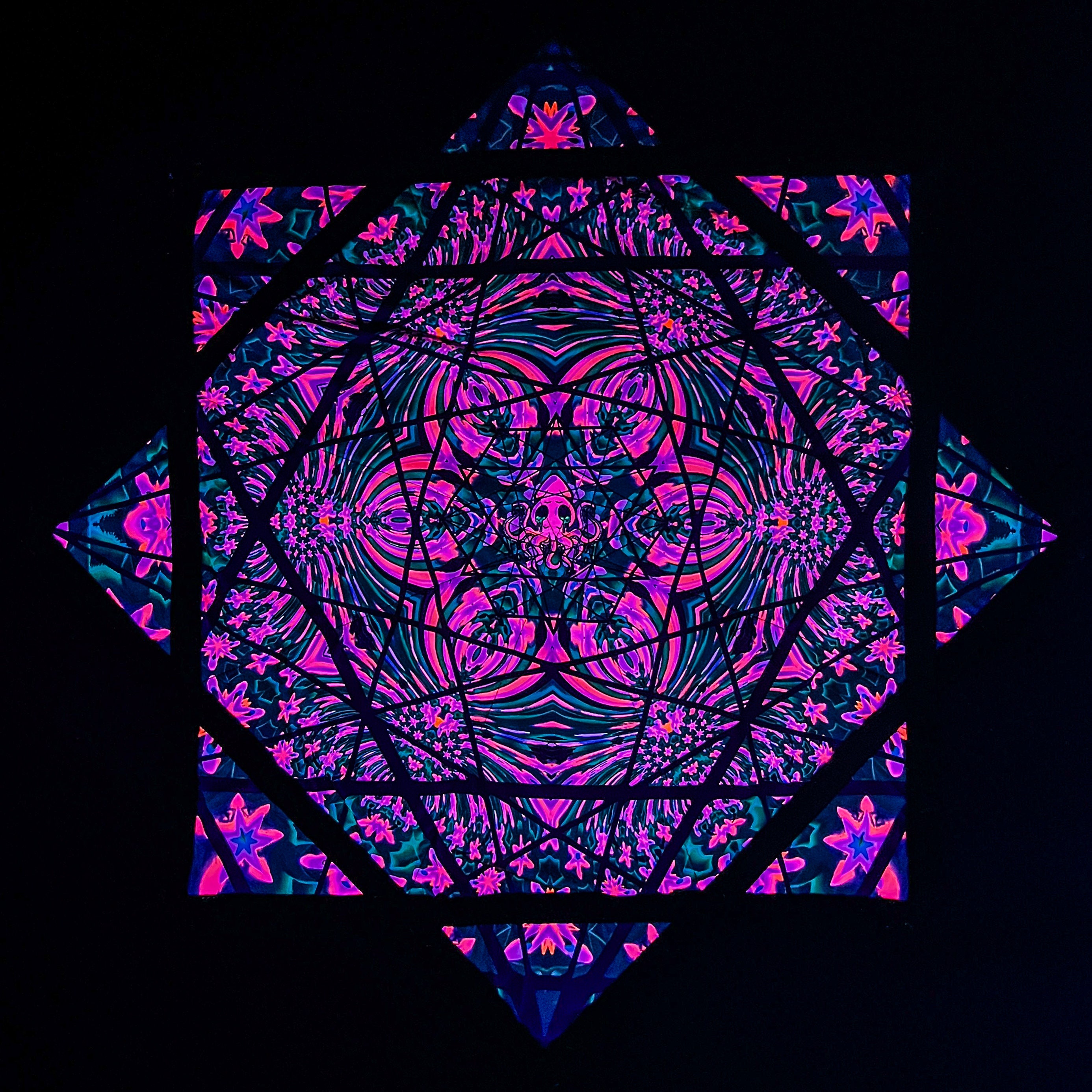 Trippy Squid Flowstar UV Reactive Sacred Geometry Purple/pink/green 2 ...