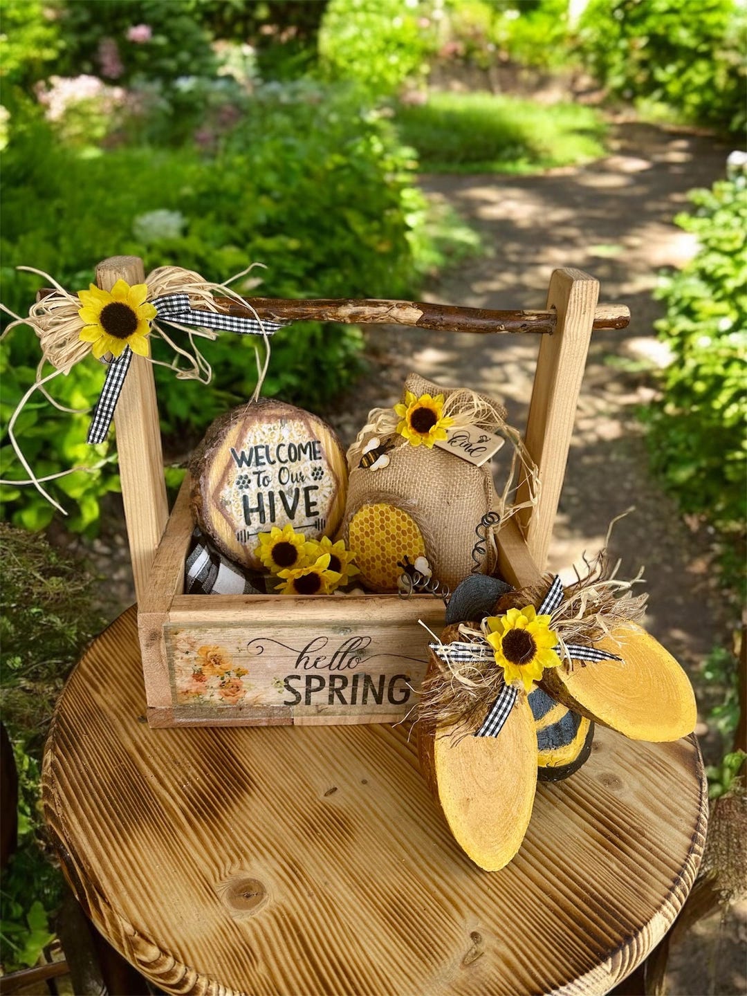 Beehive Wooden Slices Welcome to Our Hive Self Sitter Tiered Tray ...